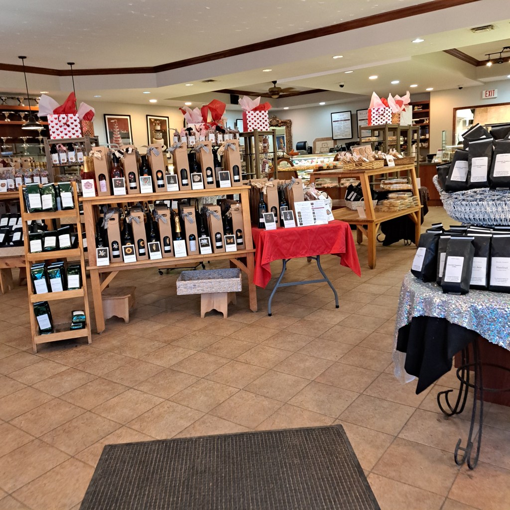 Michael Angelo’s Bakery – Cleveland Rocks, Cleveland Eats