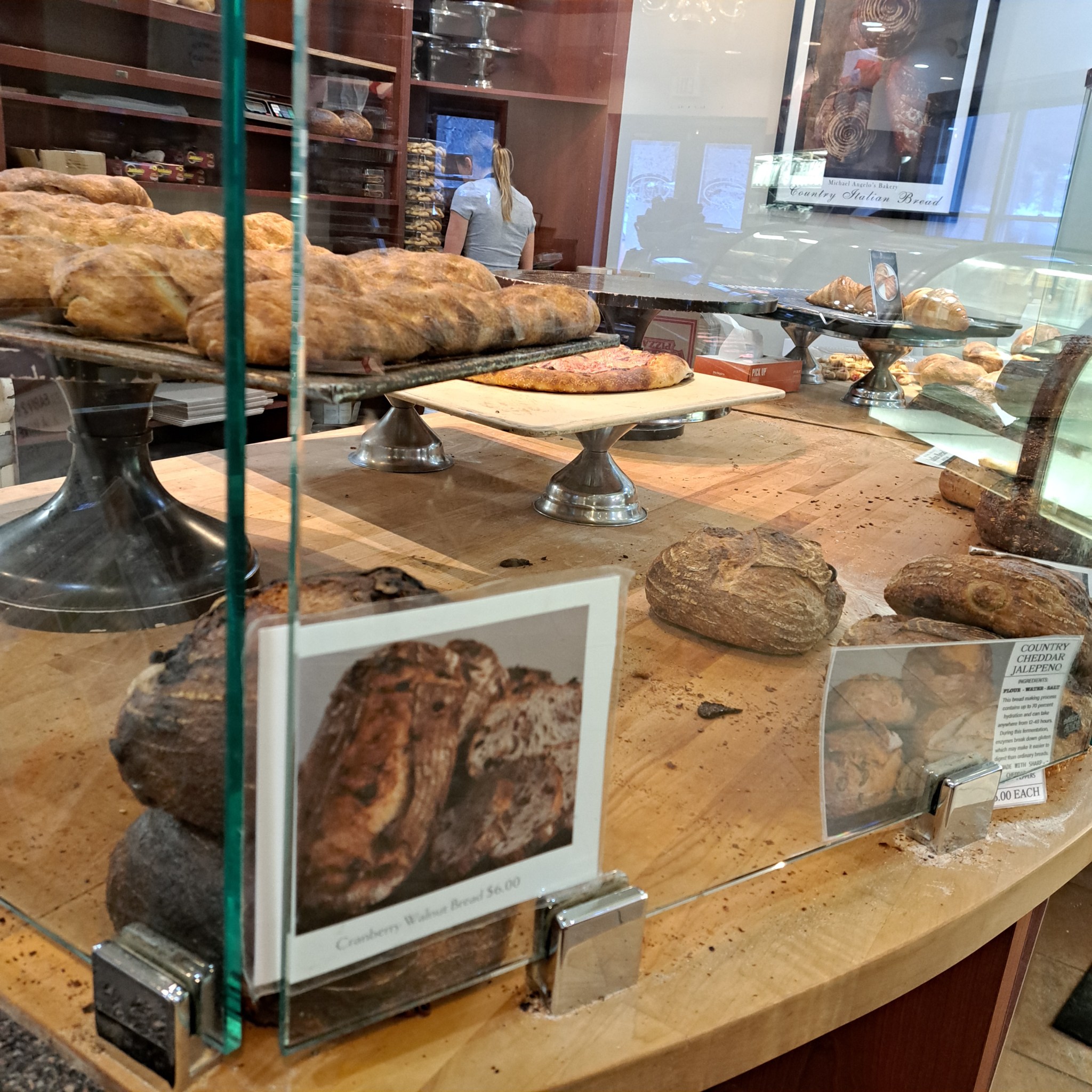Michael Angelo’s Bakery – Cleveland Rocks, Cleveland Eats